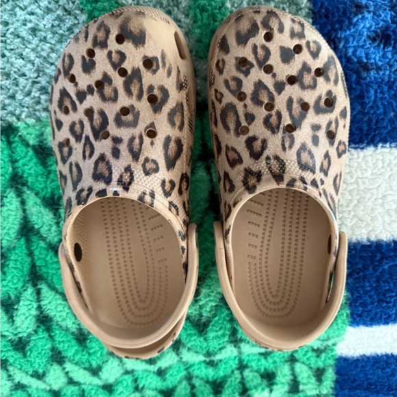 CROCS | Shoes | Crocs Cheetah Print | Poshmark